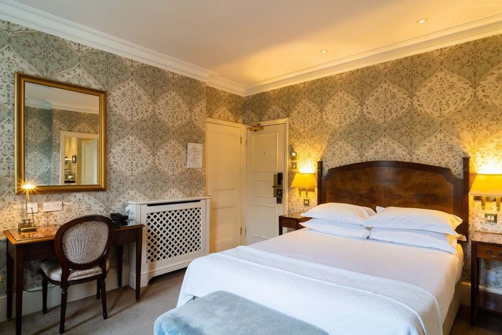 Superior Room| Our Bedrooms | The Petersham Hotel